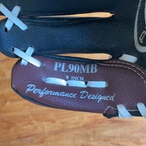 Rawlings | Other | Rawlings 9 Lht Baseball Glove | Poshmark